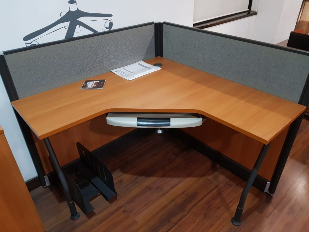 Solo L Workstation – Office Studio